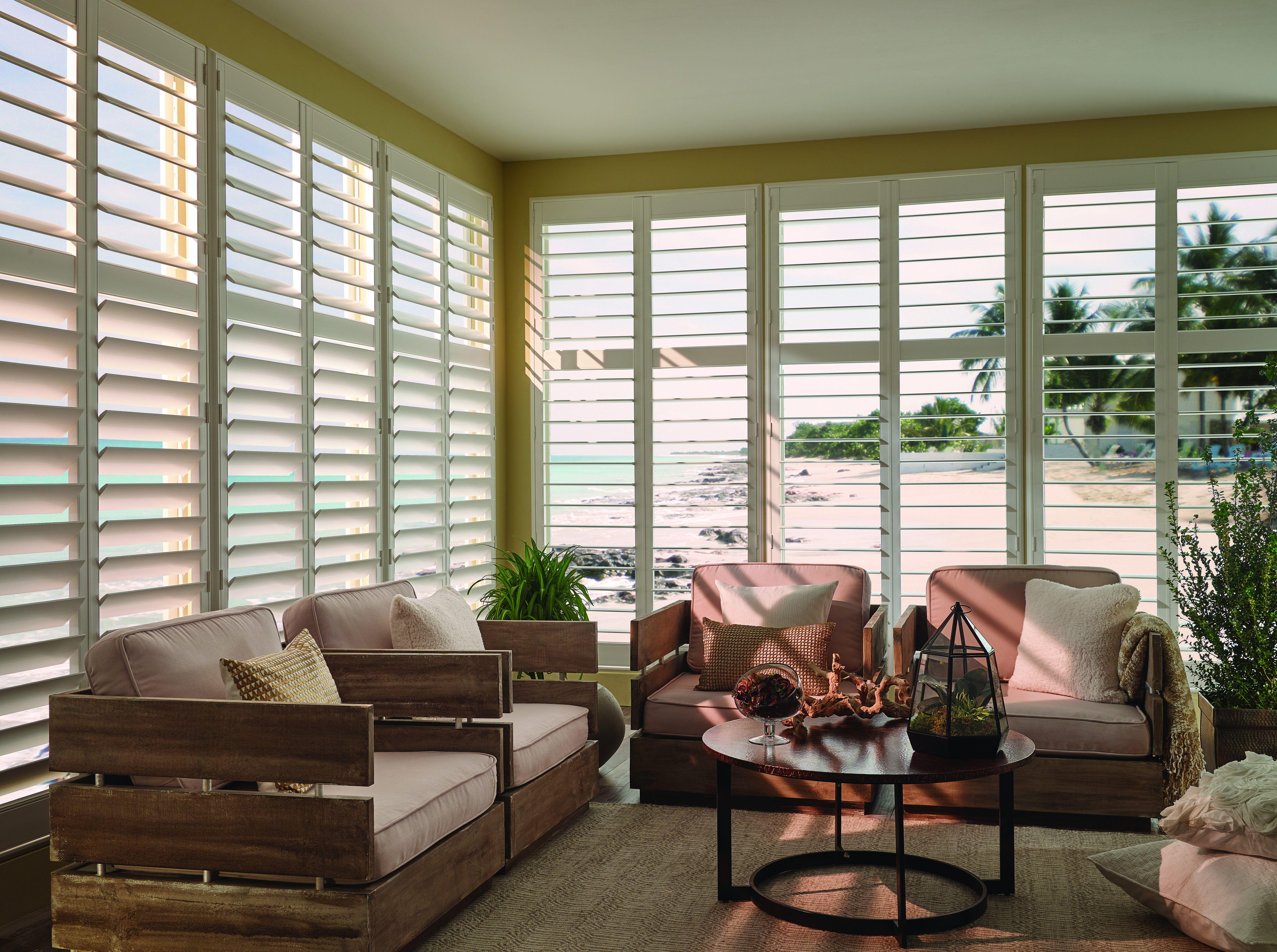 Bumble Bee Blinds | Custom Plantation Shutters for Elegant Window Coverings