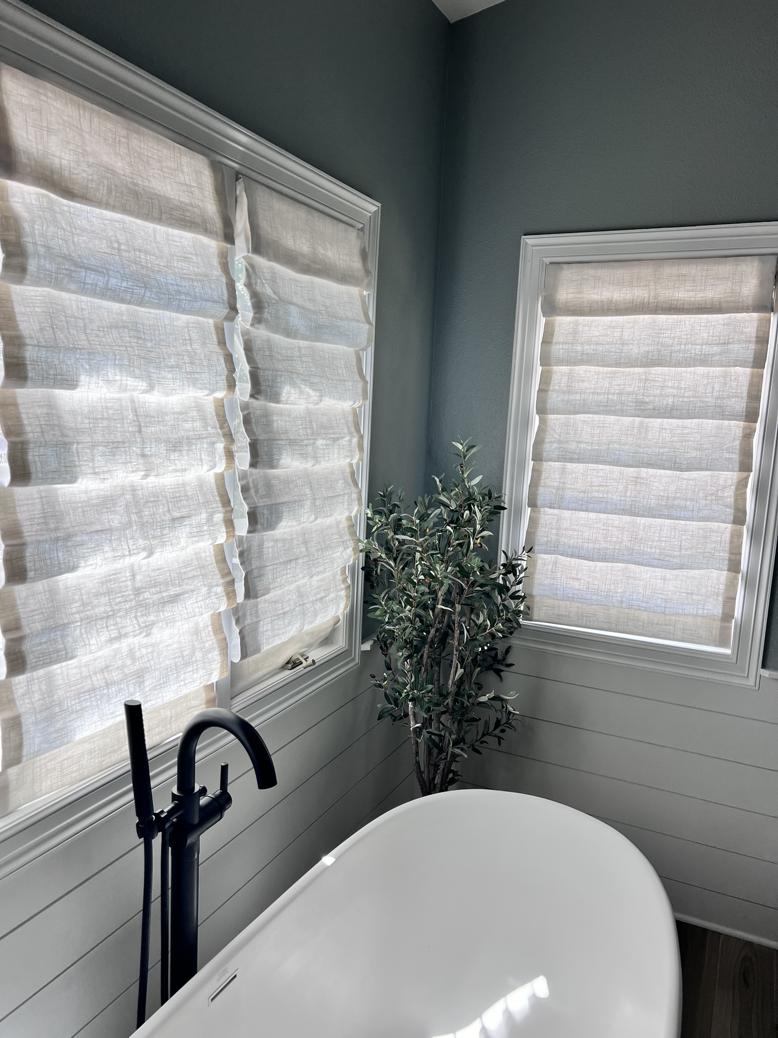 Roman Shades vs Drapery: Smarter Design Choice | Austin, TX
